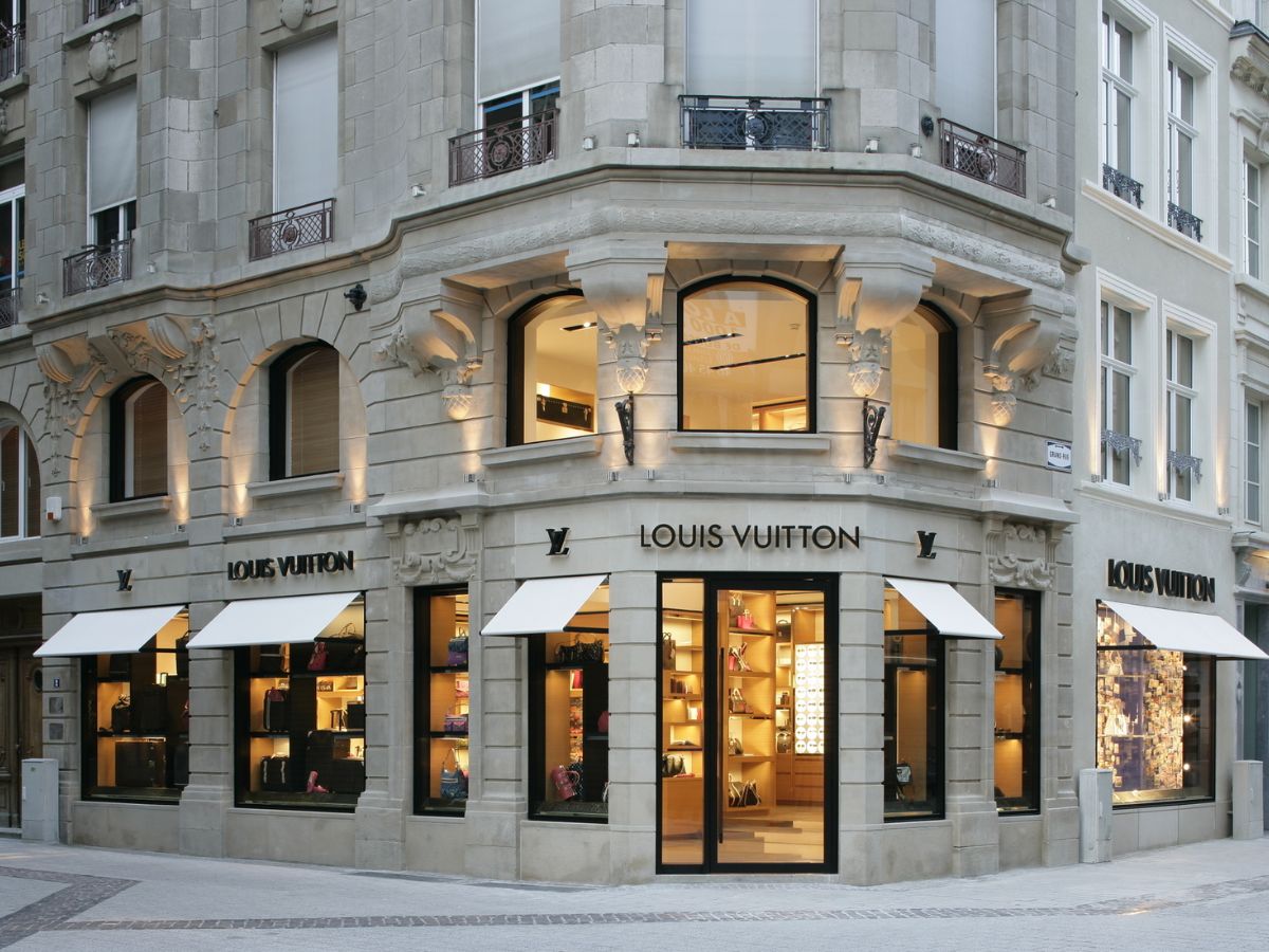 Louis Vuitton-Case Study Chiến Lược Marketing Xa Xỉ Phẩm